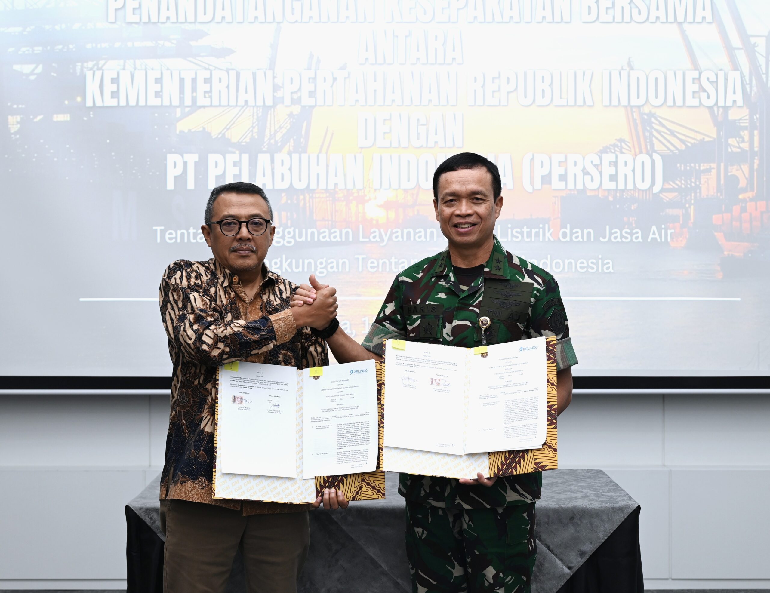 Pelindo Dukung Layanan Kapal Perang TNI di Pelabuhan - Maritim Indonesia