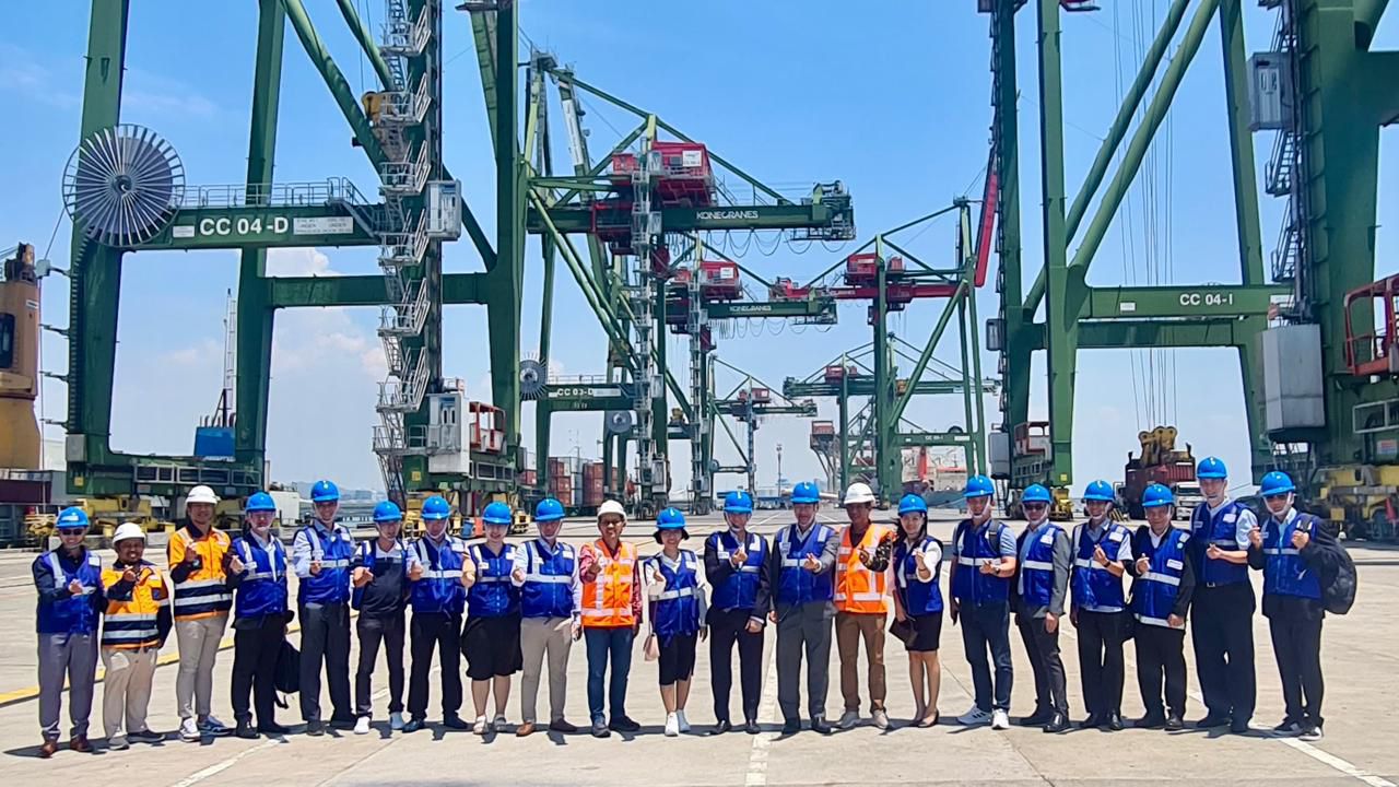 Terminal Teluk Lamong Jadi Model Pengembangan Pelabuhan Ramah ...