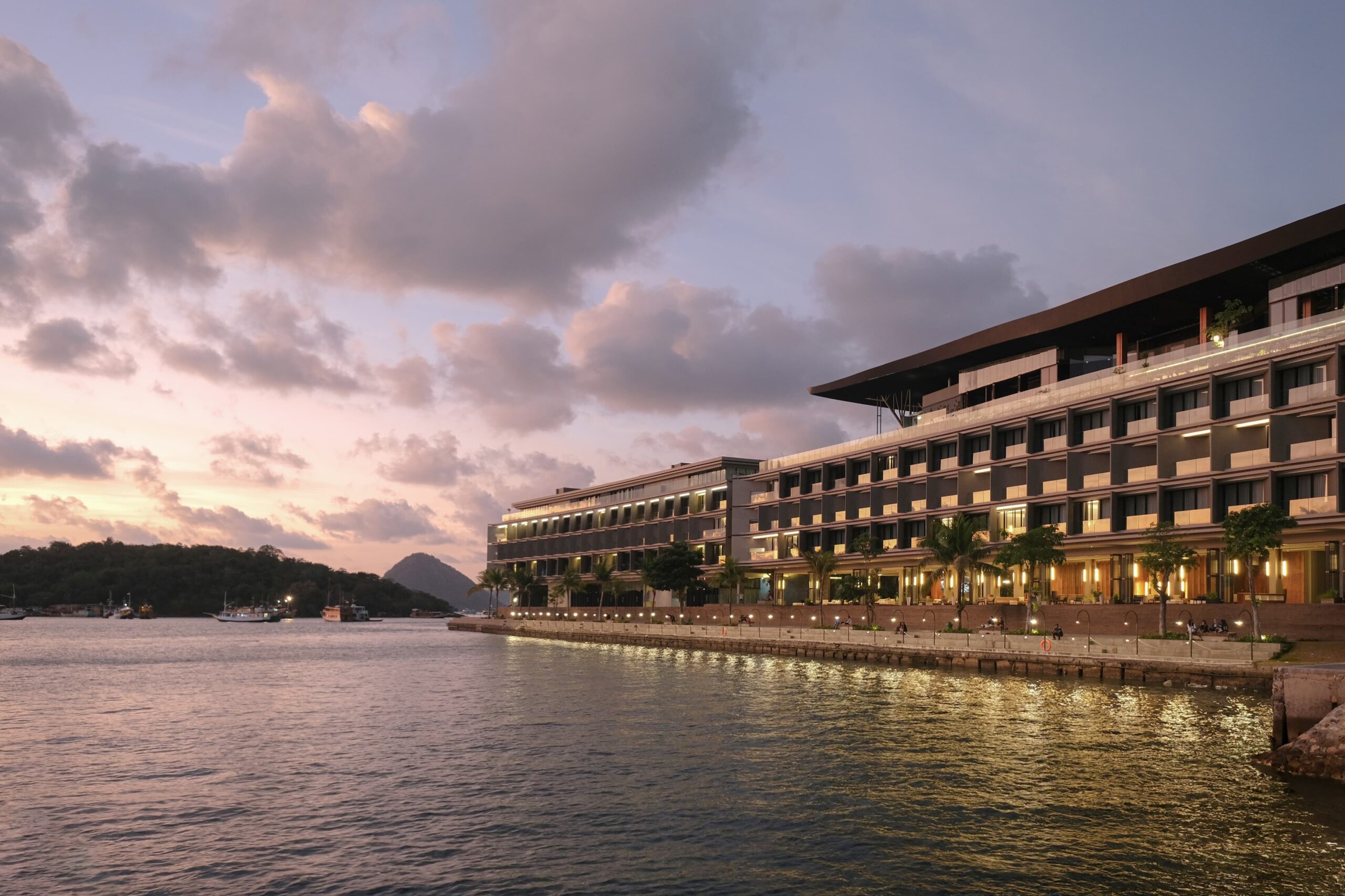 ASDP Hadirkan Komodo Waterfront Festival 2025: Meruorah Labuan Bajo ...